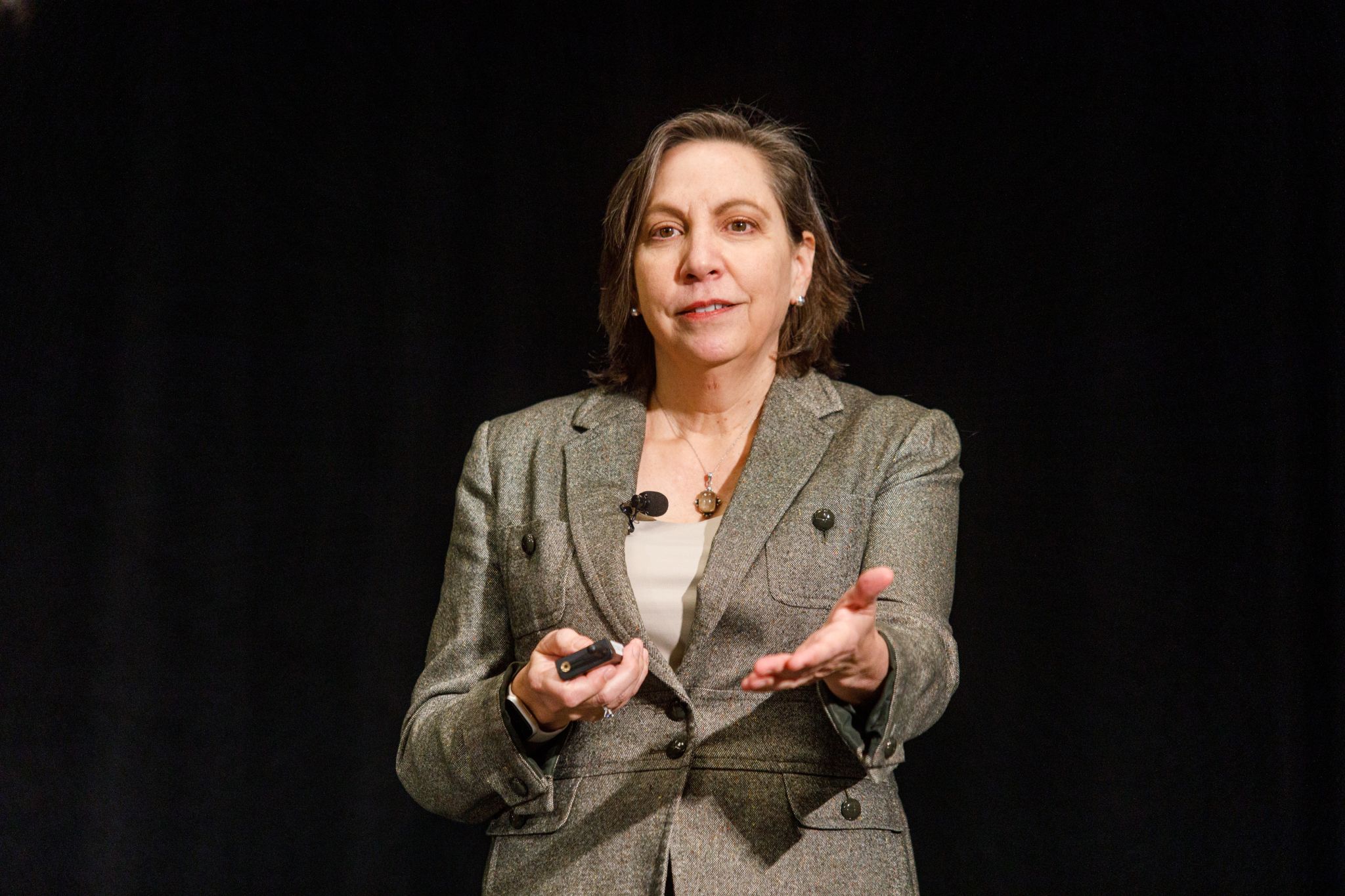 About - Beth Sanner